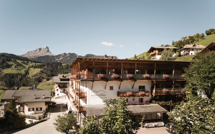 Hotel Alpenrose Dolomites - St. Vigil