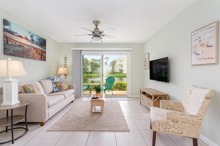 Tranquil Pond Oasis - Coastal2 - Floride