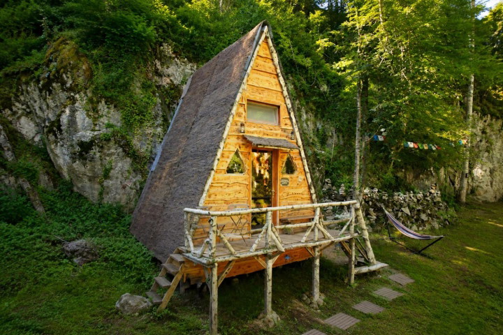 D'tente Sky Lodge Chalet En Ariège Insolite Avec Vue Montagne, Calme, Nature Et Ciel éToilé - Pyrenees