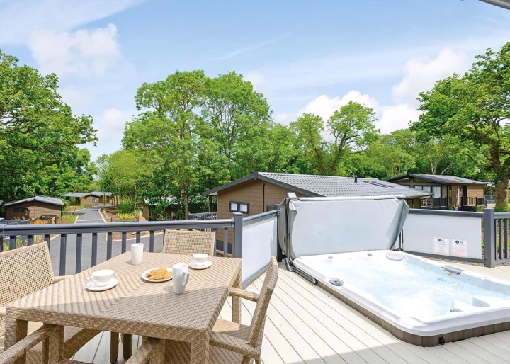 Woodside Bay Lodge Retreat - Isle of Wight
