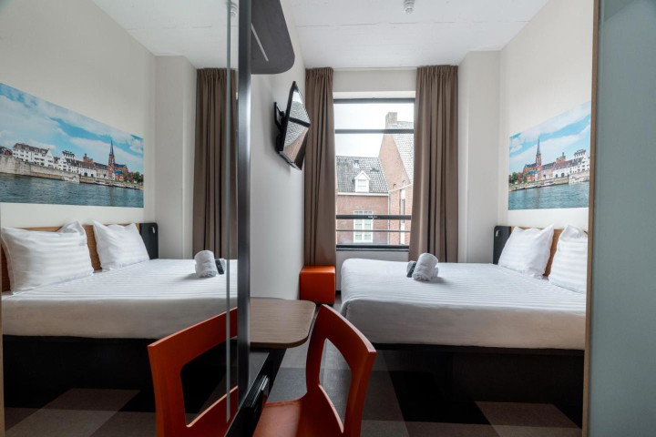 Easyhotel Maastricht City Centre - Zutendaal