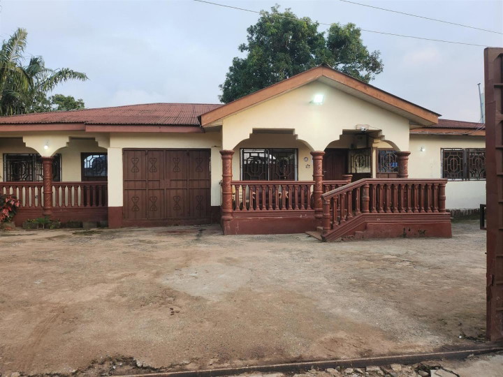 Hariom Yogi Guest House Yogi Homestay - Sierra Leone