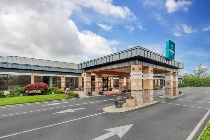Clarion Hotel & Conference Center Toms River - Jackson Township, NJ
