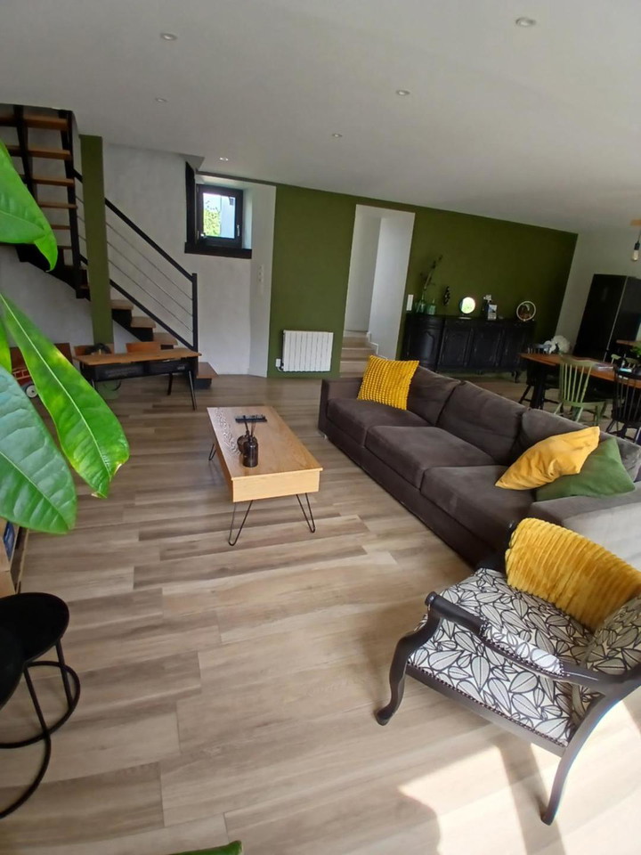 Maison Chaleureuse, Spacieuse Et Familiale - Beauvoir