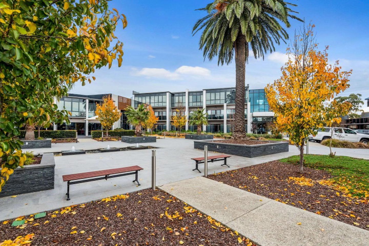 Quality Hotel Taylors Lakes - Melbourne