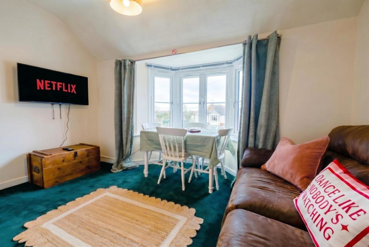 New Forest Flat Steps From Brockenhurst Station, Sleeps 4 - Lyndhurst, UK