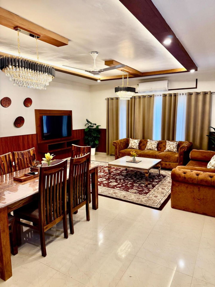 Walisons Homestay , Rose - 2 Bhk Ground Floor - Srinagar