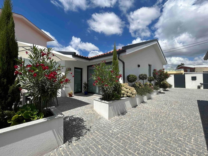 Villa Boucinha - Alfena - 15km Porto - Alfena