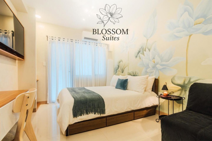 Iloilo Blossom Suites - Iloilo City