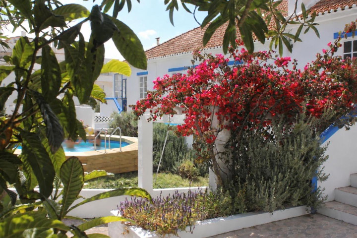 Maré Guesthouse - Garden, Yoga & Surf - Ericeira