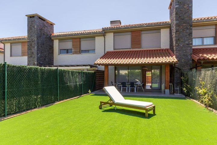 Chalet En Cirueña Con Barbacoa - Ezcaray