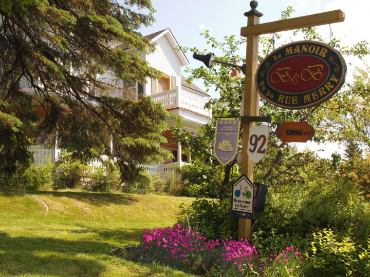 Au Manoir De La Rue Merry - Magog