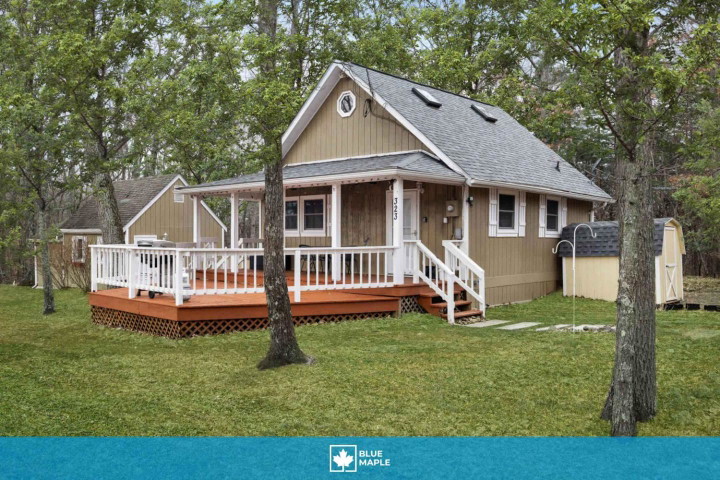 Mountain Retreat Chalet W Hot Tub & Deck - West Virginia
