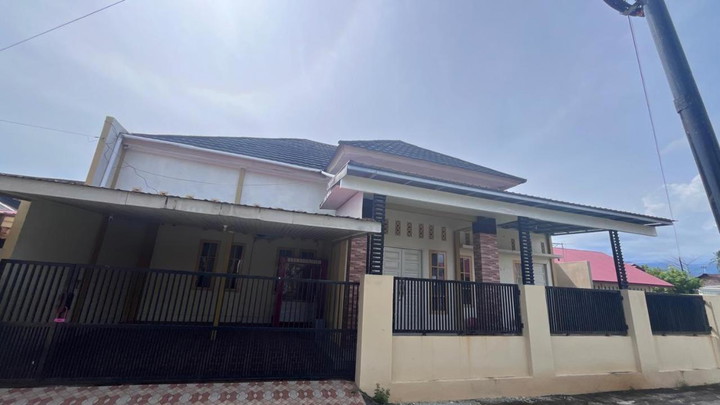 Padang Homestay Ningrum Syariah - Padang