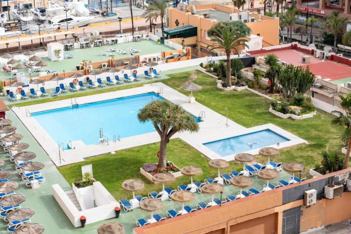 Marina View, Sunny One Bedroom Pyr - Fuengirola