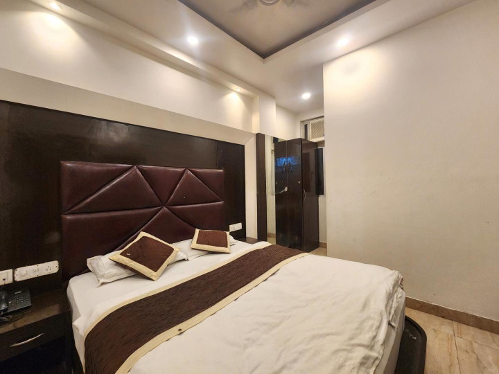 Oly Hotel Ruhaan Near New Delhi Railway Station - New Delhi