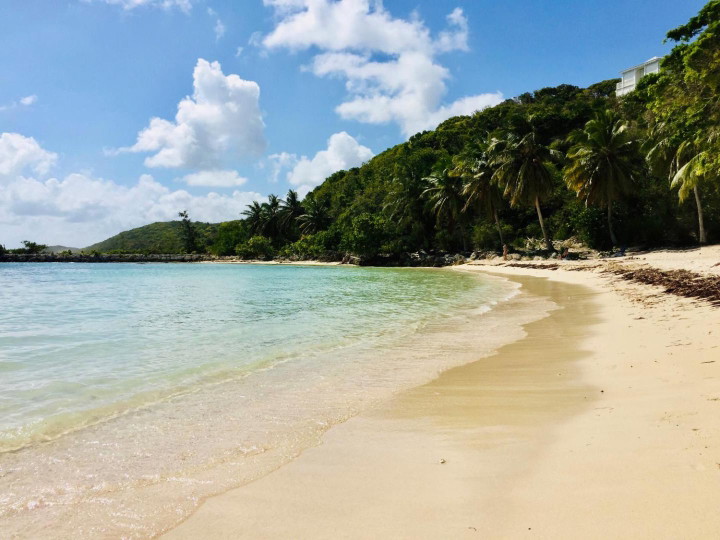 Studio Anse Des Rochers, Accès Direct Plage & Piscine à Débordement - Saint-François