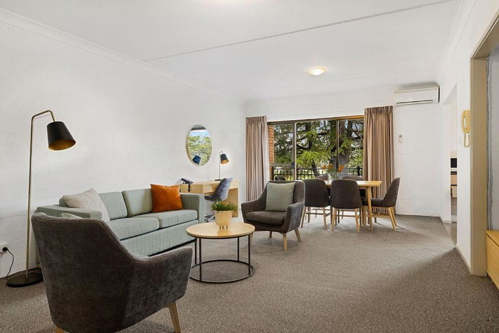 Pinnacle Apartments - Belconnen