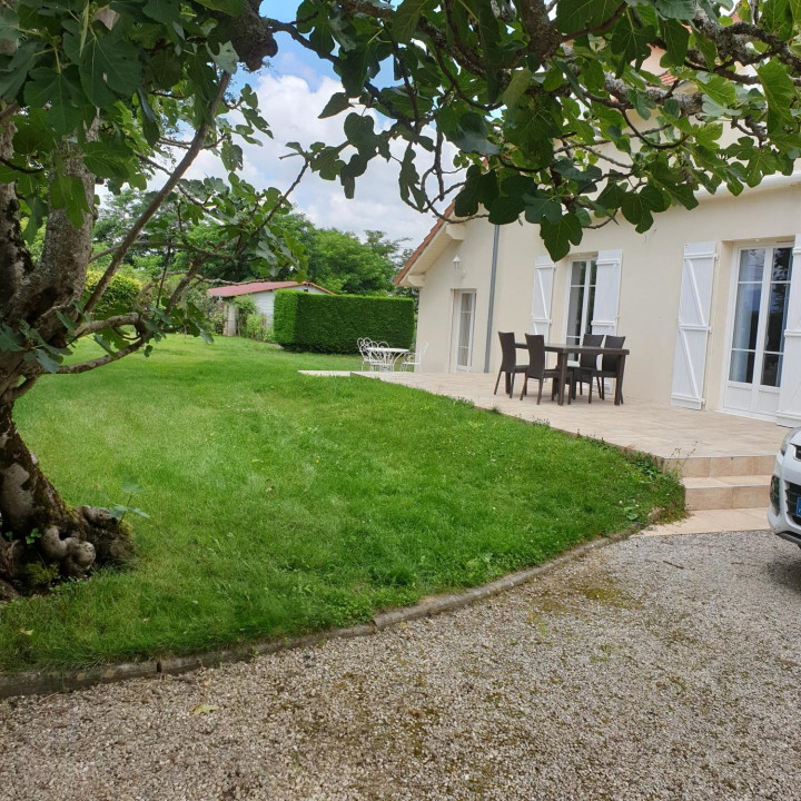 Logement Indépendant Chez L'habitant, Situé Dans Les Pyrénées - Tarbes