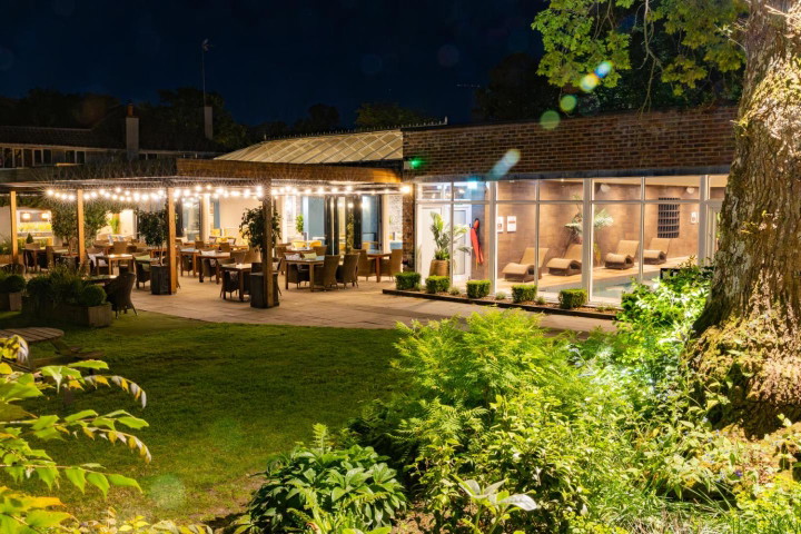 Rooms At David Lloyd Wickwoods - Brighton et Hove