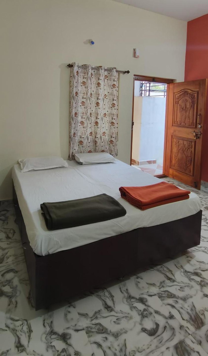 Vasavi Homestay Hampi - Hampi