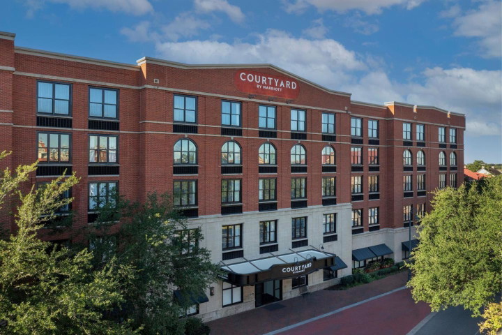 Courtyard By Marriott Savannah Downtown - Historic District - Savannah, GA