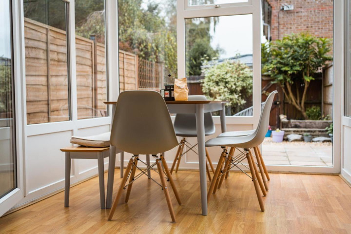 Beautiful Town House With Private Garden And Patio - Poole