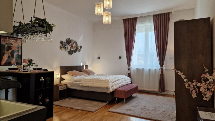 Boudoir-art Studio Apartment - Debrecen