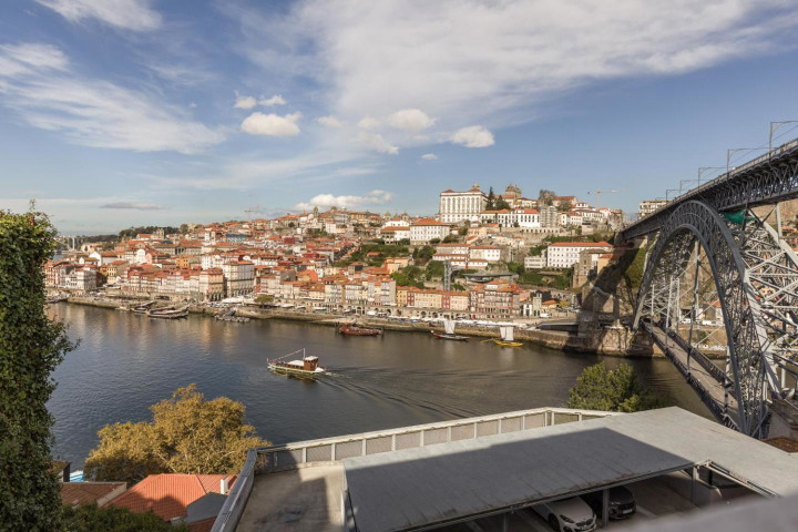 Douro's Balcony View - Shared Swimming Pool - Porto