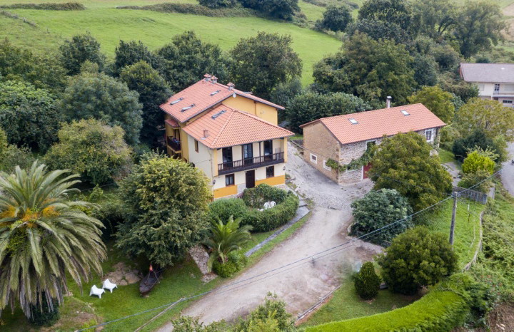 Viviendas Rurales Las Calderas - Polanco