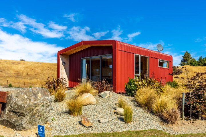 The Red Nest - Lake Tekapo - Lake Tekapo, New Zealand