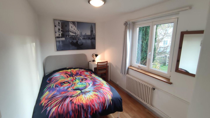 Small Double Room, Bed 140x200cm, In Very Quiet And Cosy House! - Switzerland
