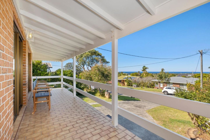 Sunset House On The Hill - Pet Friendly With Ocean Glimpses - Coolangatta