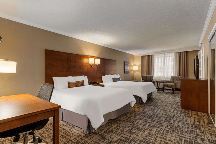 Best Western Ville-marie Montreal Hotel & Suites - Brossard
