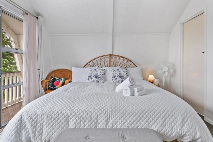 Cozy 3br Home, Walk To Taupo And Playground - Taupo