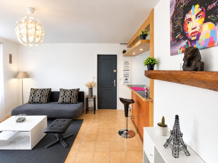 Appartement Avec Parking Proche Gare & Centre - Mantes-la-Jolie