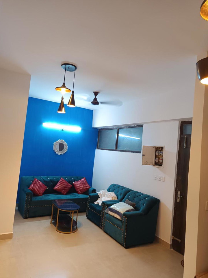 Couple Friendly 2bhk Apartment In Ansal - Lucknow