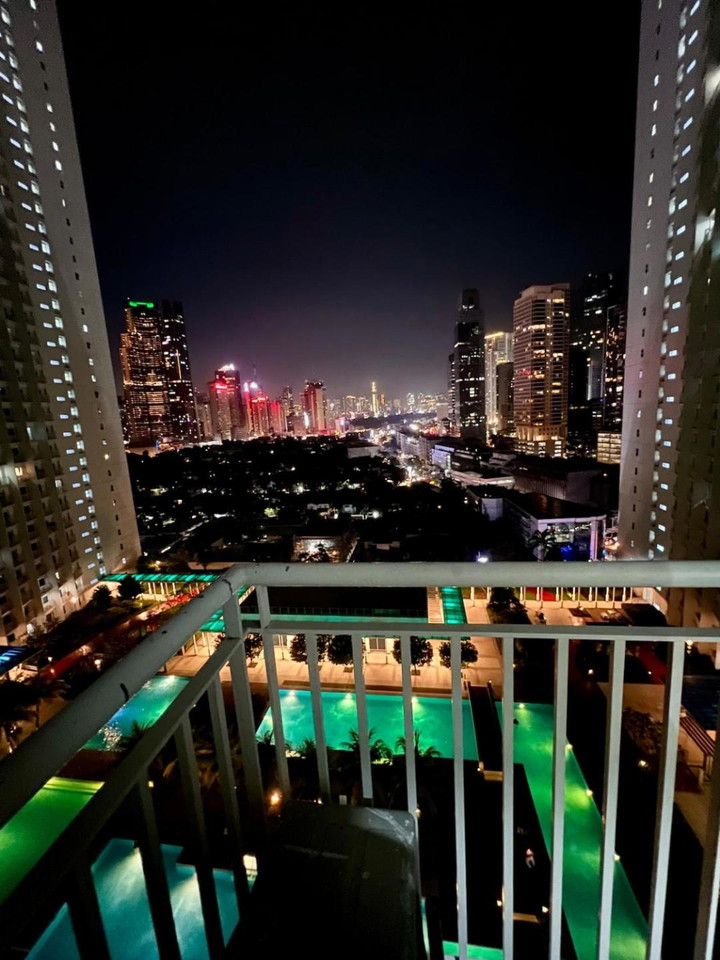 Stunning Skyline View Jazz Residences Makati - Makati