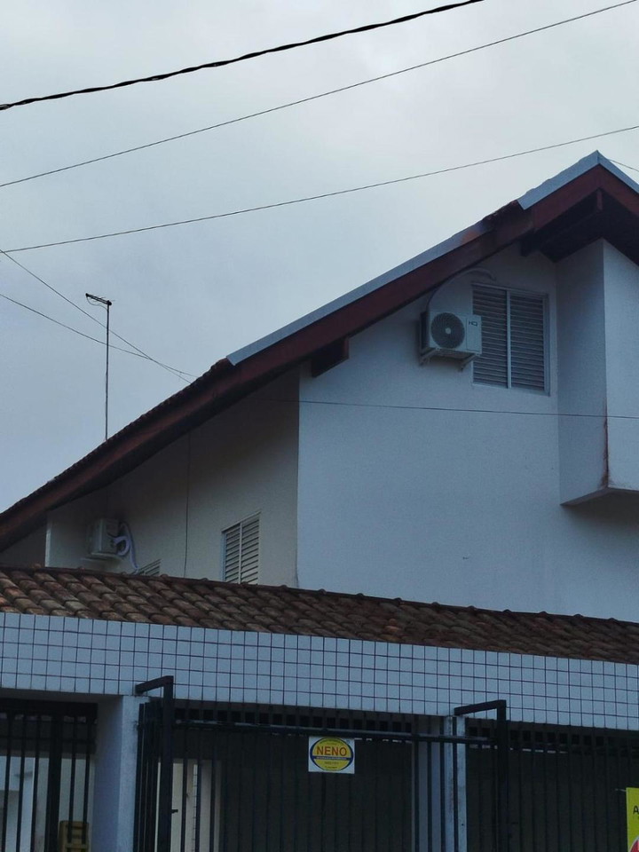 Sobrado Em Caiobá - Matinhos