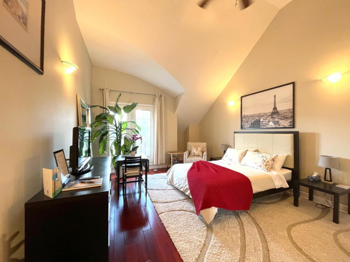 Stunning Rooms In Townhouse Across The Beach - Toronto