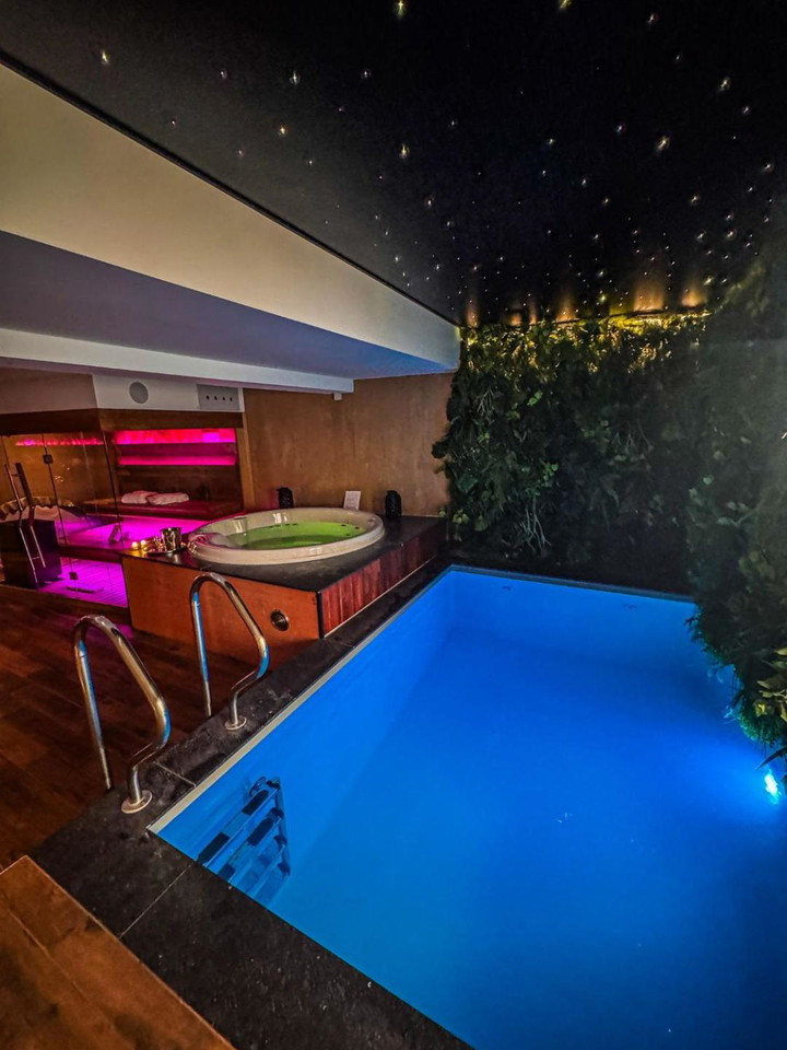 Clos Des Thermes-zanzibar - Liège