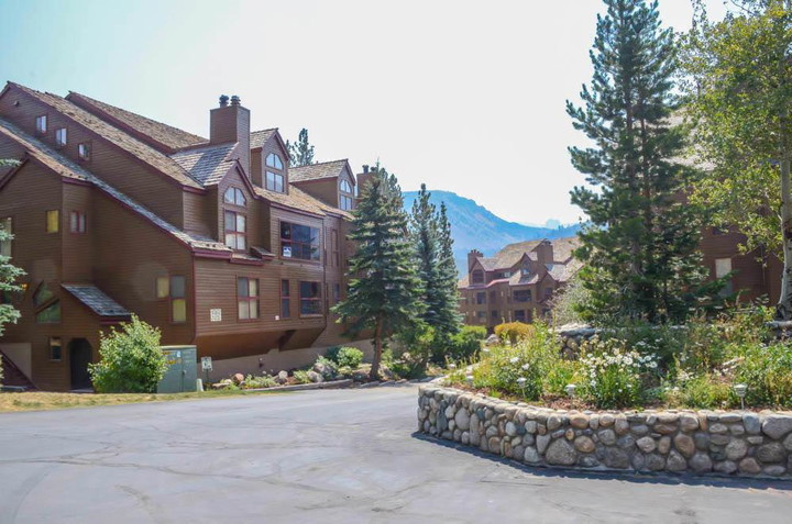Aspen Creek Shared Amenities Near Hiking - Californie