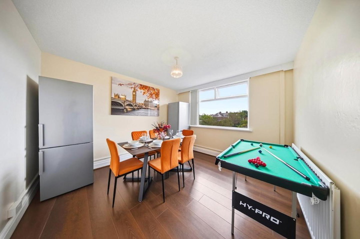 The Full House With Parking, Pool Table, Garden - Coventry