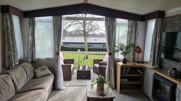 Stylish Modern Contemporary Pet Free Holiday Home On Award Winning Shorefield Country Park Edge New Forest Entertainment And Leisure Passes Included - Brockenhurst
