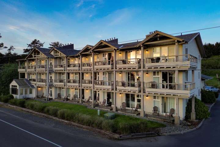 The Wayside Inn - Cannon Beach, OR