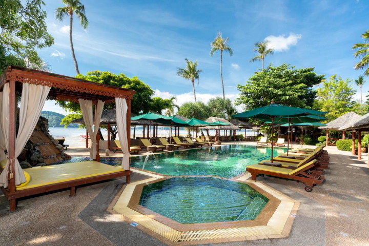 Friendship Beach Resort & Atmanjai Wellness Centre - Kata Beach