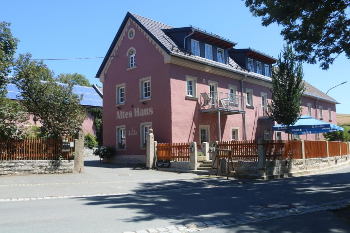 Altes -Haus - Hof