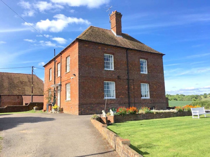 Colthrop Manor With Gardens - Newbury