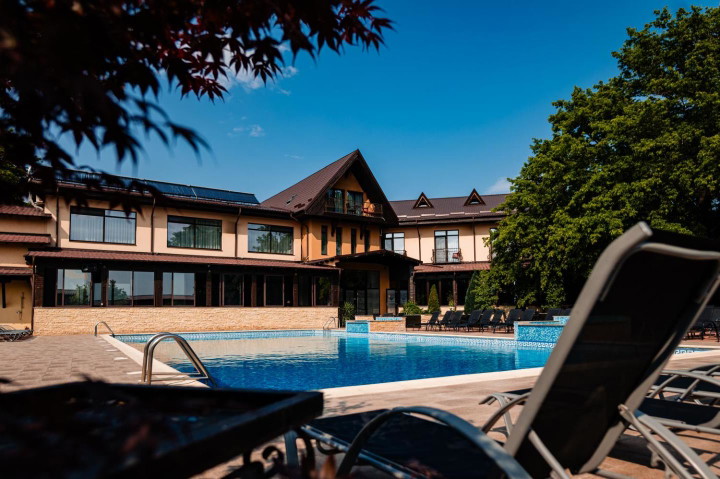 Green Garden Resort - Focșani
