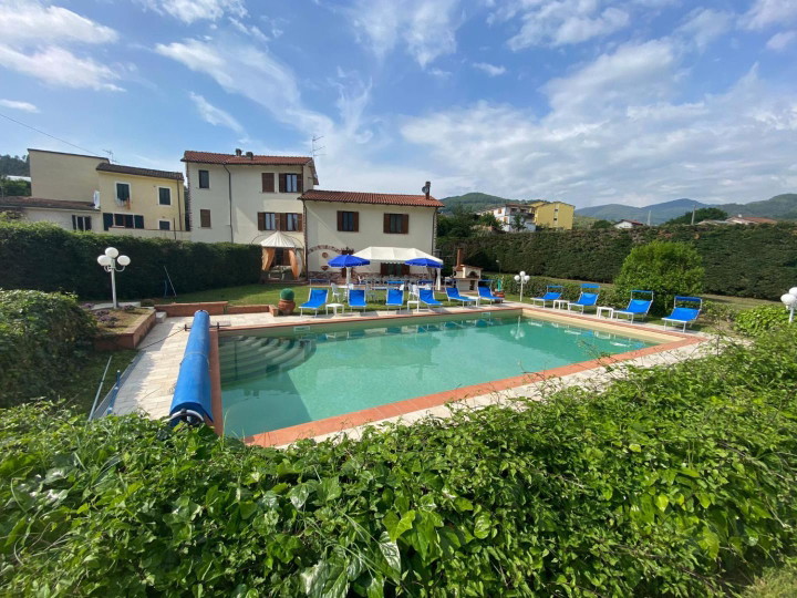 Villa Volpes Con Piscina Privata A Uso Esclusivo Tra Versilia E Cinque Terre - Massa